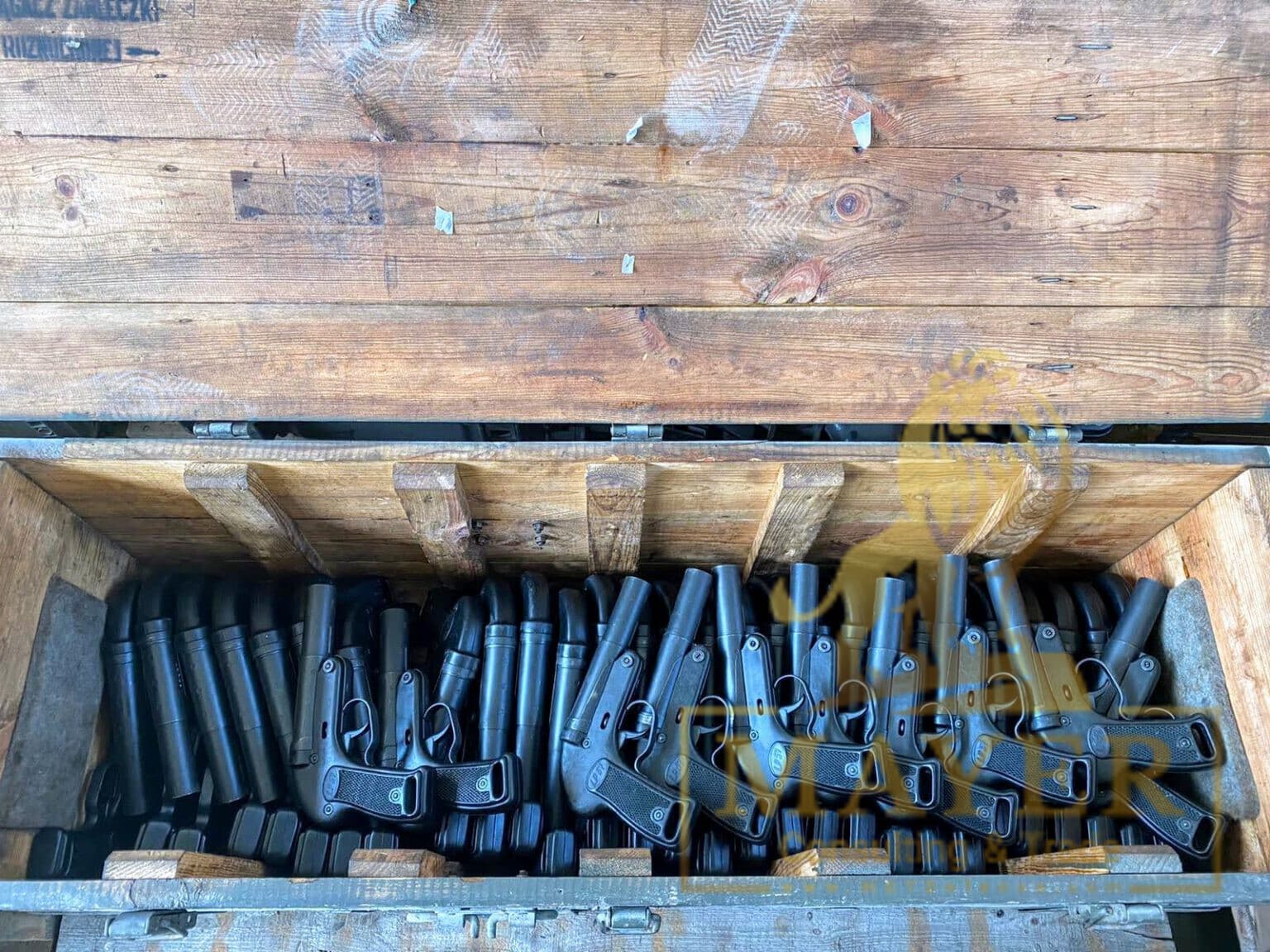 Austrian LP-57 Flare Pistols - MCT Defense - New and Military Surplus ...